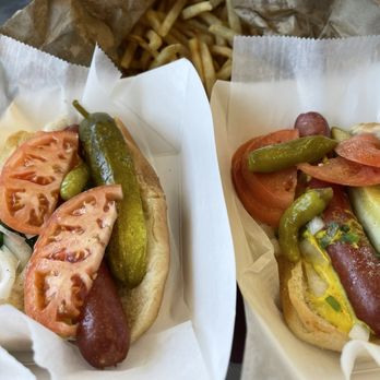 BYRON’S HOT DOG - Updated December 2025 - 146 Photos & 243 Reviews ...
