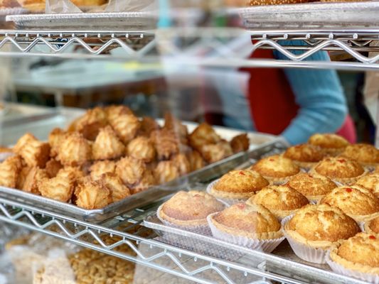 GOLDEN GATE BAKERY - 2948 Photos & 3456 Reviews - 1029 Grant Ave, San ...