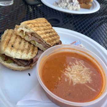 ECLECTIC CHEF - Updated October 2025 - 152 Photos & 147 Reviews - 125 ...