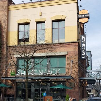 SHAKE SHACK BELLEVUE SQUARE - Updated December 2025 - 120 Photos & 55 ...