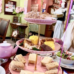 THE PINK DOOR TEA HOUSE - Updated July 2025 - 489 Photos & 139 Reviews ...