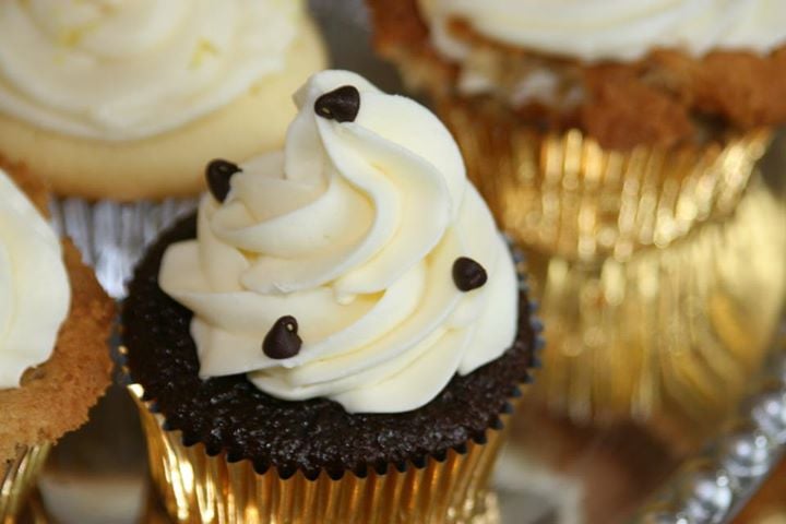 CAKED UP - Updated July 2024 - 39 Photos & 20 Reviews - 7845-E Airpark ...