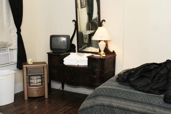 BLESSING HOTEL - Updated October 2025 - 25 Photos & 14 Reviews - 817 Fm ...