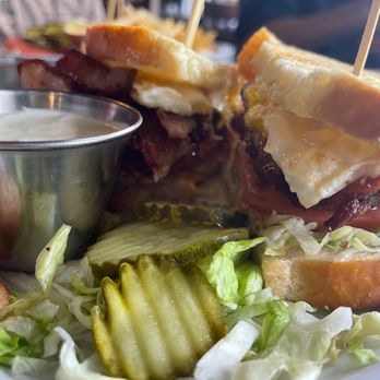 DOOFERS BAR & GRILL - Updated December 2025 - 237 Photos & 270 Reviews ...