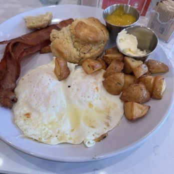 PINK WILLOW CAFE - Updated January 2026 - 246 Photos & 118 Reviews - 5523 Oak St, Cottleville ...