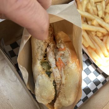 DOGTOWN - Updated July 2024 - 153 Photos & 152 Reviews - 664 New Haven ...