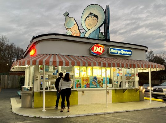 DAIRY QUEEN LTD BRAZIER - 43 Photos & 27 Reviews - 2732 Wilkinson Blvd ...