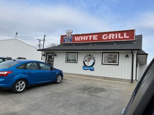 WHITE GRILL - Updated December 2025 - 74 Photos & 140 Reviews - 200 N ...