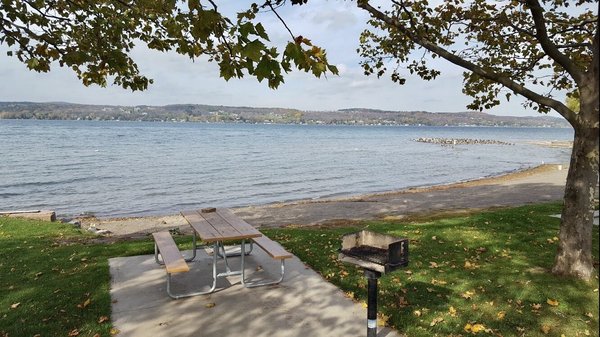 DEEP RUN BEACH - Updated December 2025 - 49 Photos - 4279-4281 E Lake ...