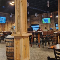 ROCKING HORSE BAR & GRILL - Updated January 2026 - 164 Photos & 152 ...