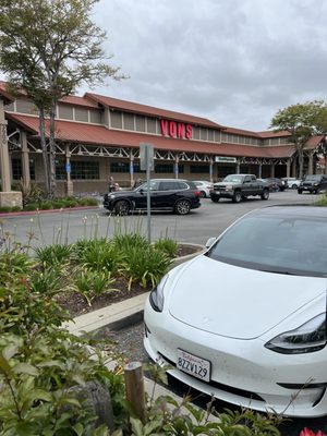 VONS - Updated January 2026 - 159 Photos & 112 Reviews - 3900 Broad St ...