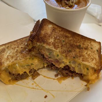 ALOHA MELT WAIKIKI - Updated June 2024 - 662 Photos & 574 Reviews - 355 ...