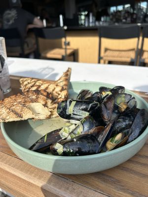 POINT BREAK - Updated October 2025 - 26 Photos - 9 E Ocean Blvd ...