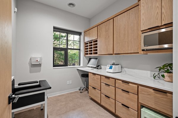 FLOURISH MEDICAL + WELLNESS - Updated November 2025 - 16 Photos - 8688 ...