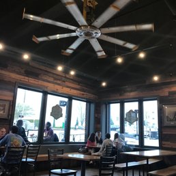 TRAPPEZE PUB - Updated December 2024 - 288 Photos & 555 Reviews - 269 N ...