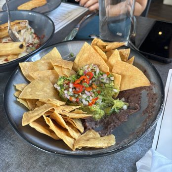 LIVERY - INDIANAPOLIS - Updated August 2024 - 2489 Photos & 1381 ...