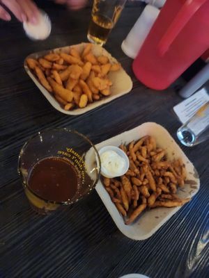 PETE’S GARAGE BAR - Updated May 2025 - 206 Photos & 264 Reviews - 1514 ...