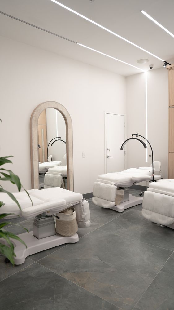 OMNIA SPA - Updated July 2025 - 45 Photos & 47 Reviews - 205 Race St, Philadelphia, Pennsylvania ...