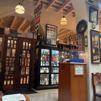 THE CIGAR HOUSE - 181 Photos & 116 Reviews - Calle Fortaleza 257, Old ...