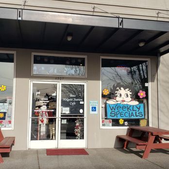 BEEZ HOLGATE STATION - Updated December 2025 - 28 Photos & 65 Reviews ...