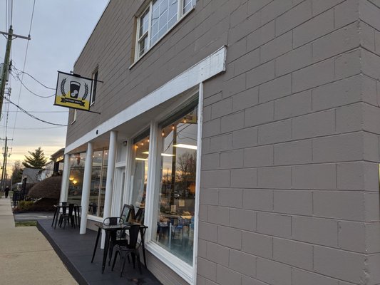 VICTORY PINTS - Updated December 2025 - 22 Photos & 21 Reviews - 48 W ...