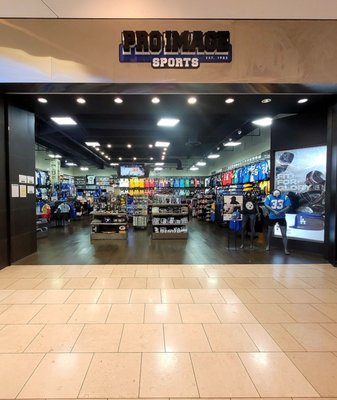 PRO IMAGE SPORTS - Updated October 2025 - 41 Reviews & 43 Photos - 400 ...