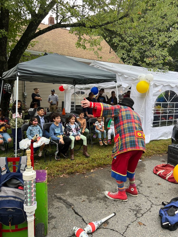 DAVEY THE CLOWN - Updated November 2025 - 30 Photos & 26 Reviews ...