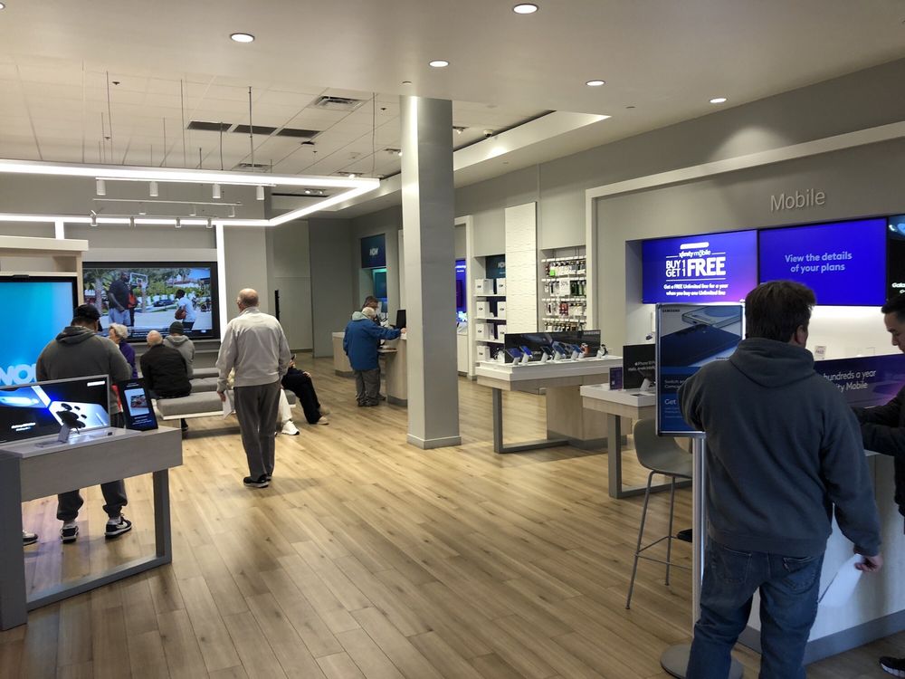 XFINITY STORE BY COMCAST - Updated July 2025 - 66 Photos & 310 Reviews ...