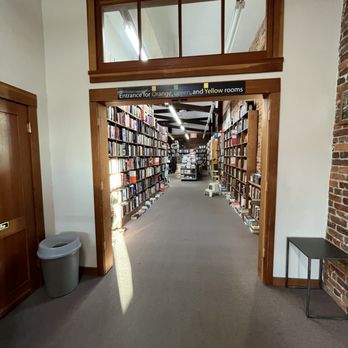 SMITH FAMILY BOOKSTORE - Updated January 2026 - 30 Photos & 97 Reviews ...