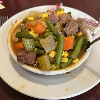 CARRIAGE CROSSING RESTAURANT AND BAKERY - Updated August 2024 - 163 ...