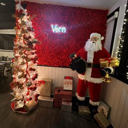 VERN RESTAURANT AND BAR - Updated July 2025 - 40 Photos & 26 Reviews ...