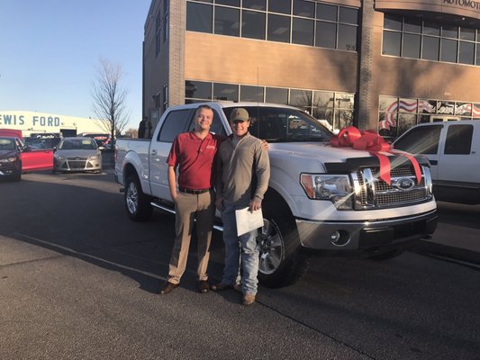 LEWIS FORD SALES - Updated January 2026 - 80 Photos & 44 Reviews - 2479 ...