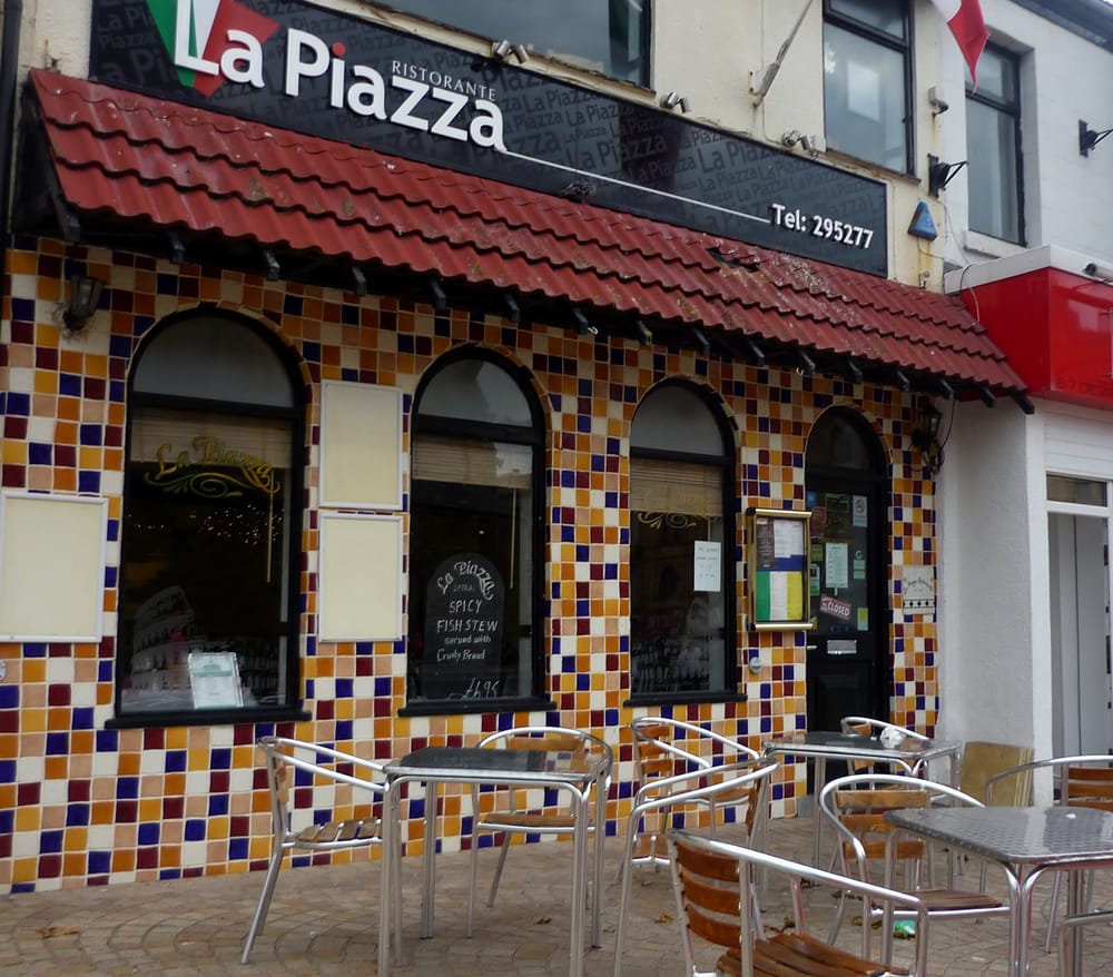 LA PIAZZA - Updated August 2025 - 8 Cedar Square, Blackpool, United ...