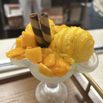 HI MANGO - Updated December 2025 - 193 Photos & 47 Reviews - 6351 E ...