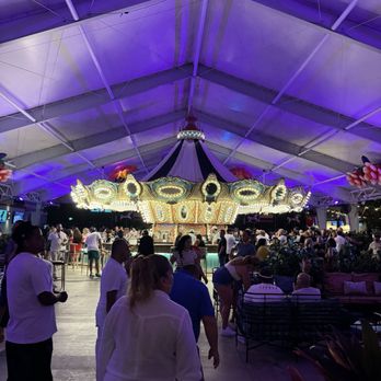 CAROUSEL CLUB - Updated January 2025 - 426 Photos & 130 Reviews - 901 S ...