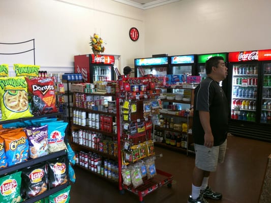 EARL’S PAAUILO STORE - Updated August 2025 - 16 Photos & 13 Reviews ...