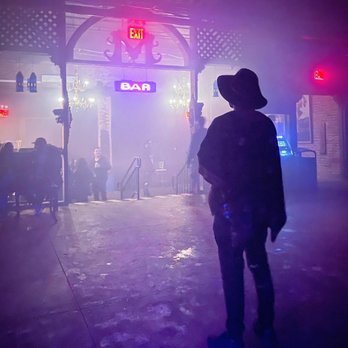 THE BROOKLYN MONARCH - Updated December 2024 - 34 Photos & 34 Reviews ...