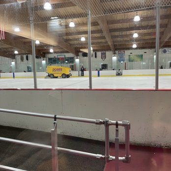 CREVE COEUR ICE ARENA - Updated December 2025 - 11 Reviews - 11400 Olde ...