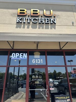 BBU KITCHEN - Updated November 2025 - 74 Photos & 41 Reviews - 6131 ...