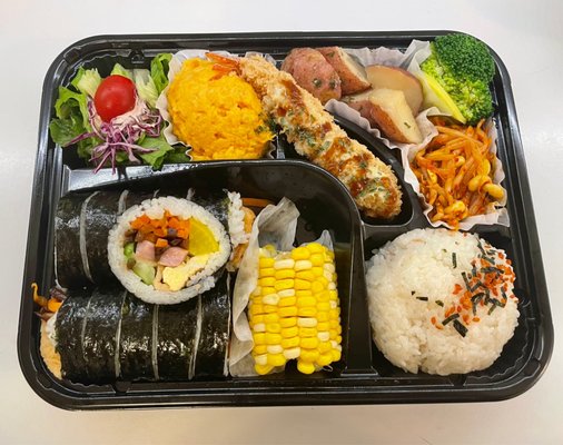ROLLY KIMBAB - 587 Photos & 373 Reviews - 6123 Springfield Blvd ...