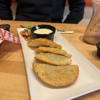 918 MAPLES TACOS & CANTINA - Updated July 2025 - 172 Photos & 180 ...