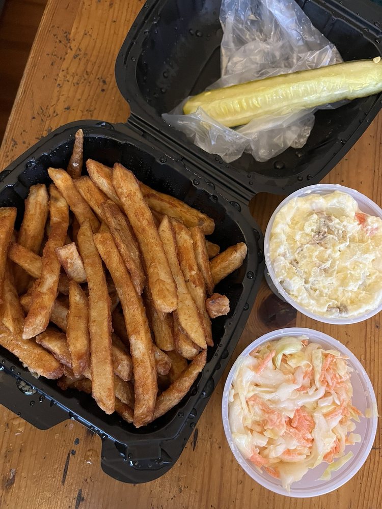 SAATI DELI & CATERING - Updated July 2025 - 49 Photos & 91 Reviews ...