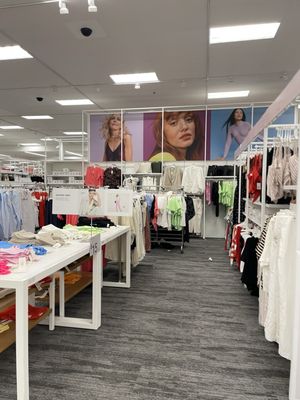 TARGET - Updated December 2025 - 117 Photos & 191 Reviews - 209 W ...