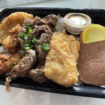 BANZAI BENTO - Updated December 2024 - 122 Photos & 56 Reviews - 94-334 ...