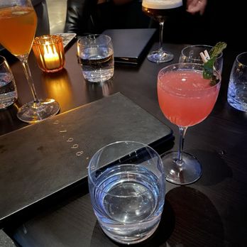 AERA - Updated May 2025 - 167 Photos & 41 Reviews - 8 Spadina Avenue ...