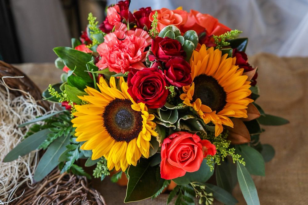 SIMI FLOWERS AND GIFTS - Updated April 2026 - 374 Photos & 79 Reviews ...