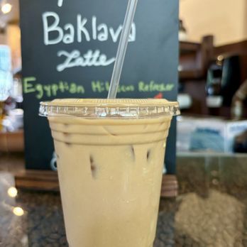 LUXOR CAFE - Updated August 2024 - 148 Mt Auburn St, Cambridge ...