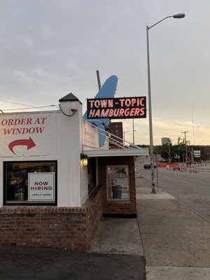 TOWN TOPIC - 337 Photos & 417 Reviews - 2021 Broadway St, Kansas City ...