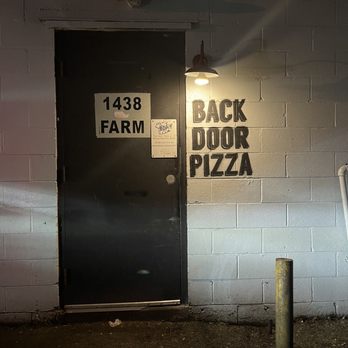 BACK DOOR PIZZA - Updated January 2025 - 83 Photos & 77 Reviews - 1438 ...