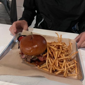 RIB LINE BBQ & GRILL LOVR - Updated October 2024 - 264 Photos & 541 ...